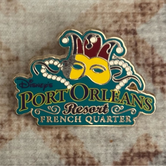 Disney | Accessories | Disneys Port Orleans Resort French Quarter Pin ...